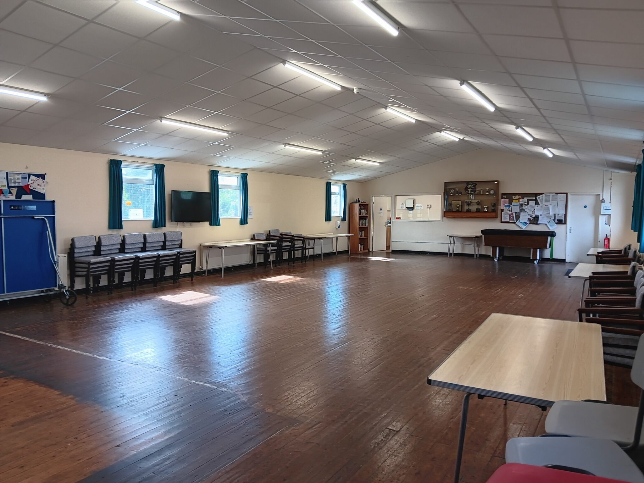 Caewern Community Centre | Cyngor Cymuned Blaenhonddan Community Council
